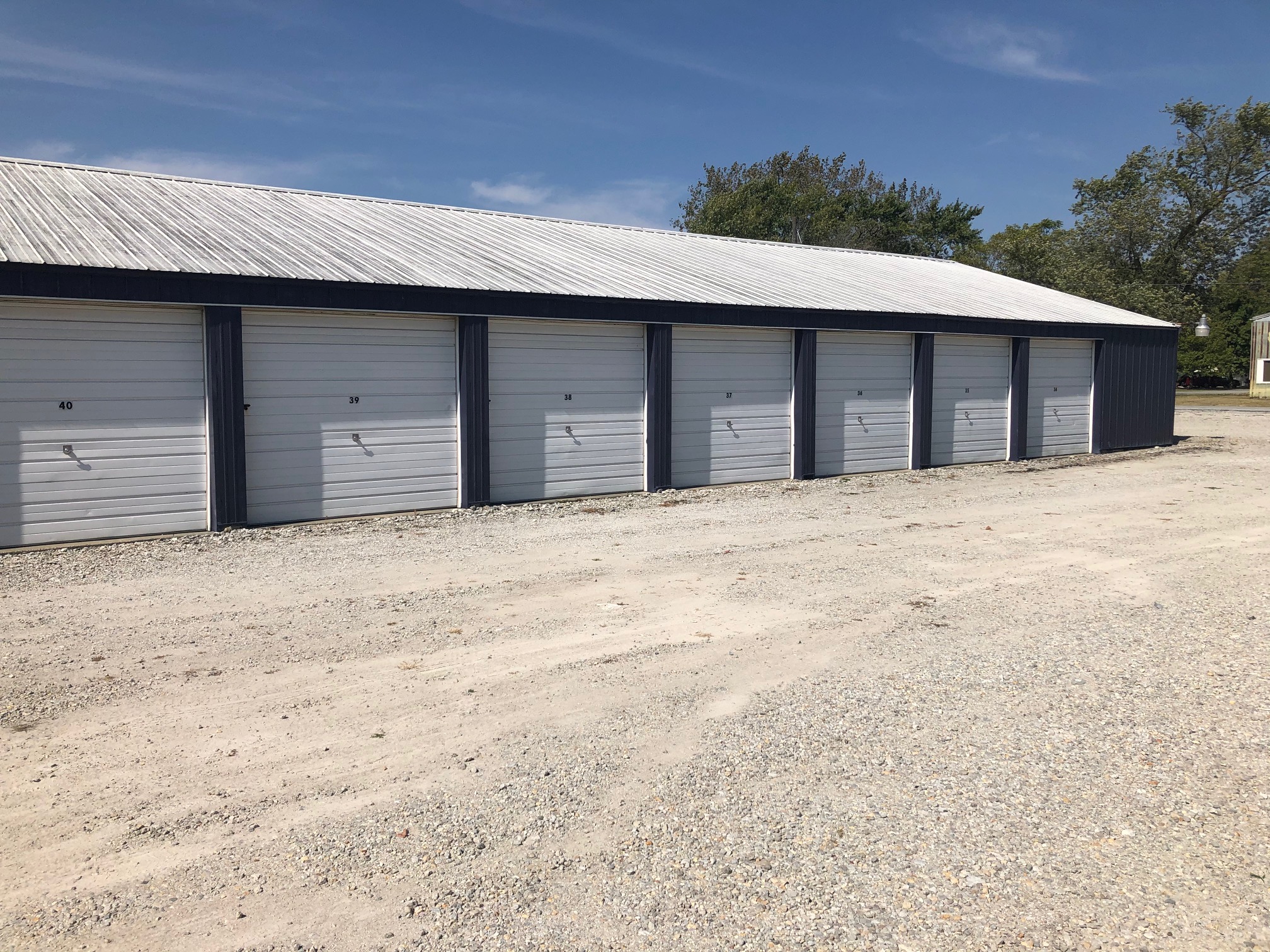 Storage Units: 1120 W Jackson St in Sullivan, IL - American Way Storage