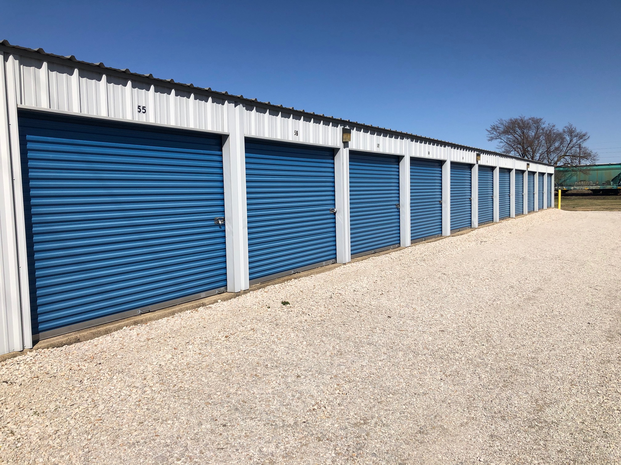 Cheap Storage Units - 700 N Woodcock St in Macon, IL - American Way Storage
