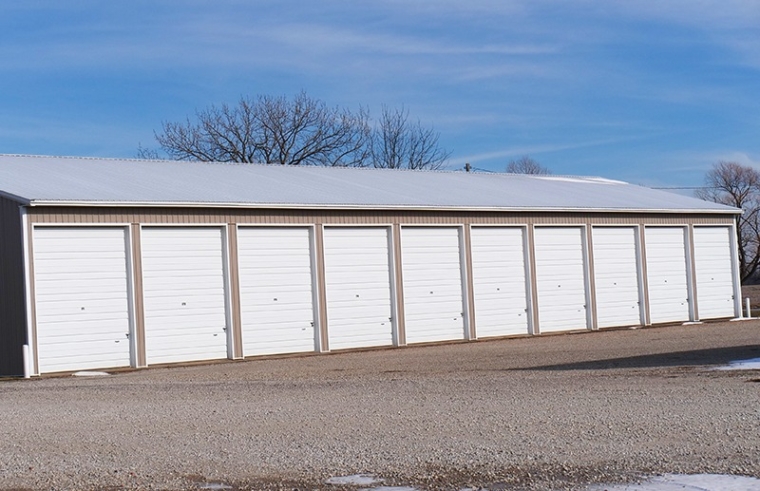 Storage Units: 1120 W Jackson St in Sullivan, IL - American Way Storage